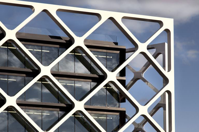 DETAIL STRUCTURAL DESIGN INCLUDING THE FAÇADE FOR OXXEO OFFICE BUILDING ...