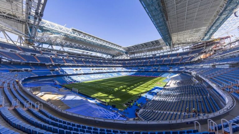 DETAIL STRUCTURAL DESIGN FOR THE REMODELLING OF SANTIAGO BERNABEU ...